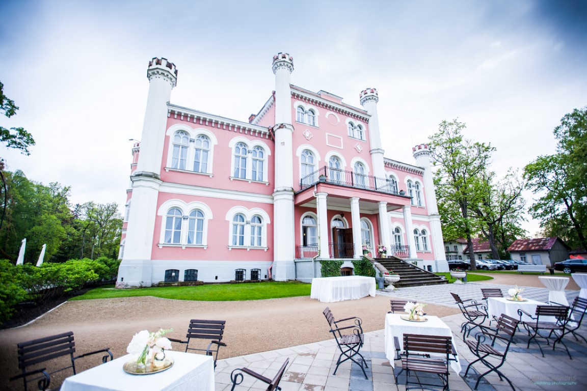 Castles and manors to visit in the Baltics - airBaltic blog