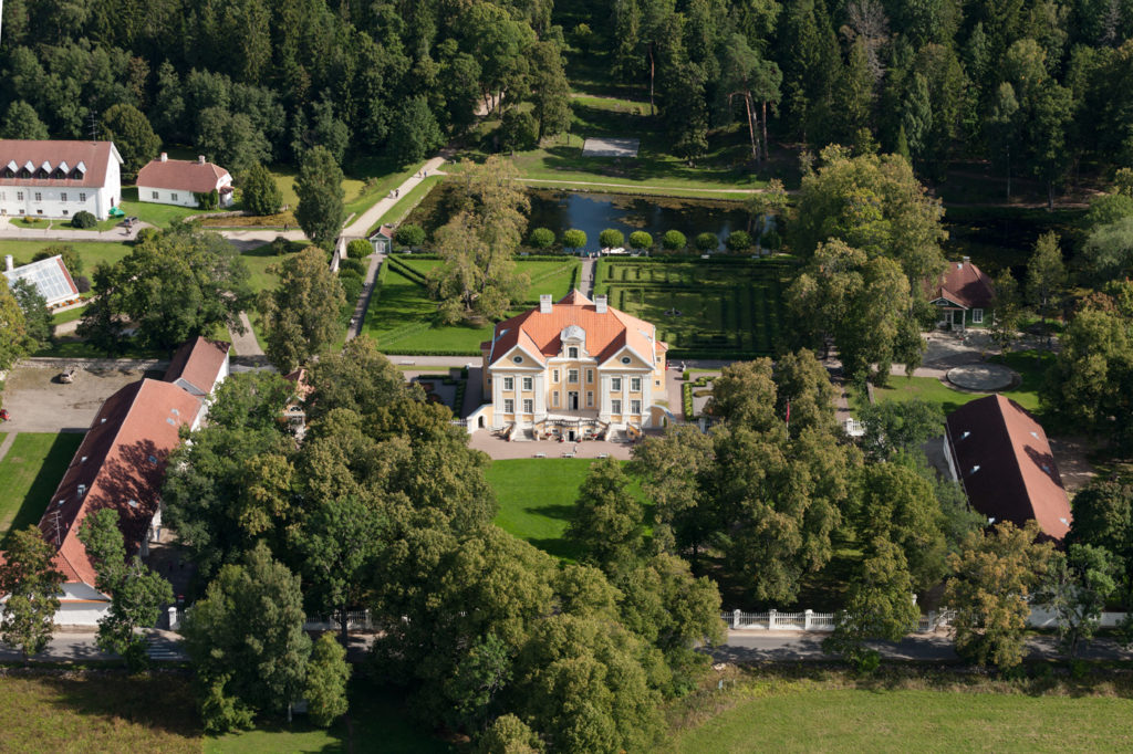 Castles and manors to visit in the Baltics - airBaltic blog